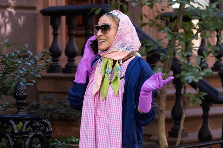 Wardrobe Woes: Hilarious Celebrity Outfit Blunders You Can't Unsee ...